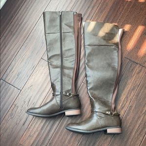 Shoe Dazzle | Poshmark